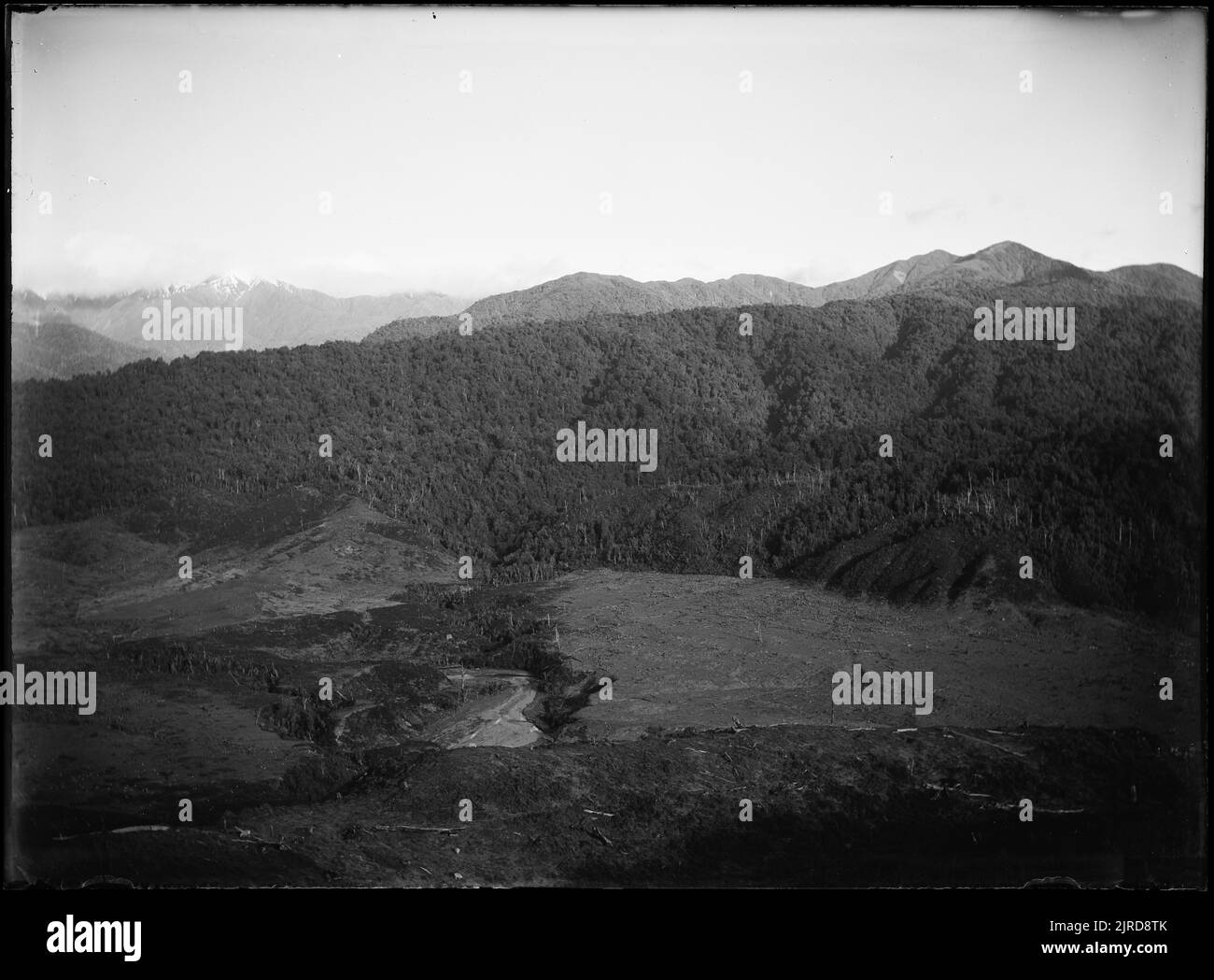 The intermontane valley of the Ohau River with peaks and ridges from ...