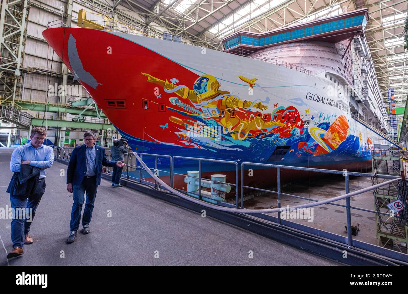 Wismar, Germany. 23rd Aug, 2022. The cruise ship "Global One" under ...