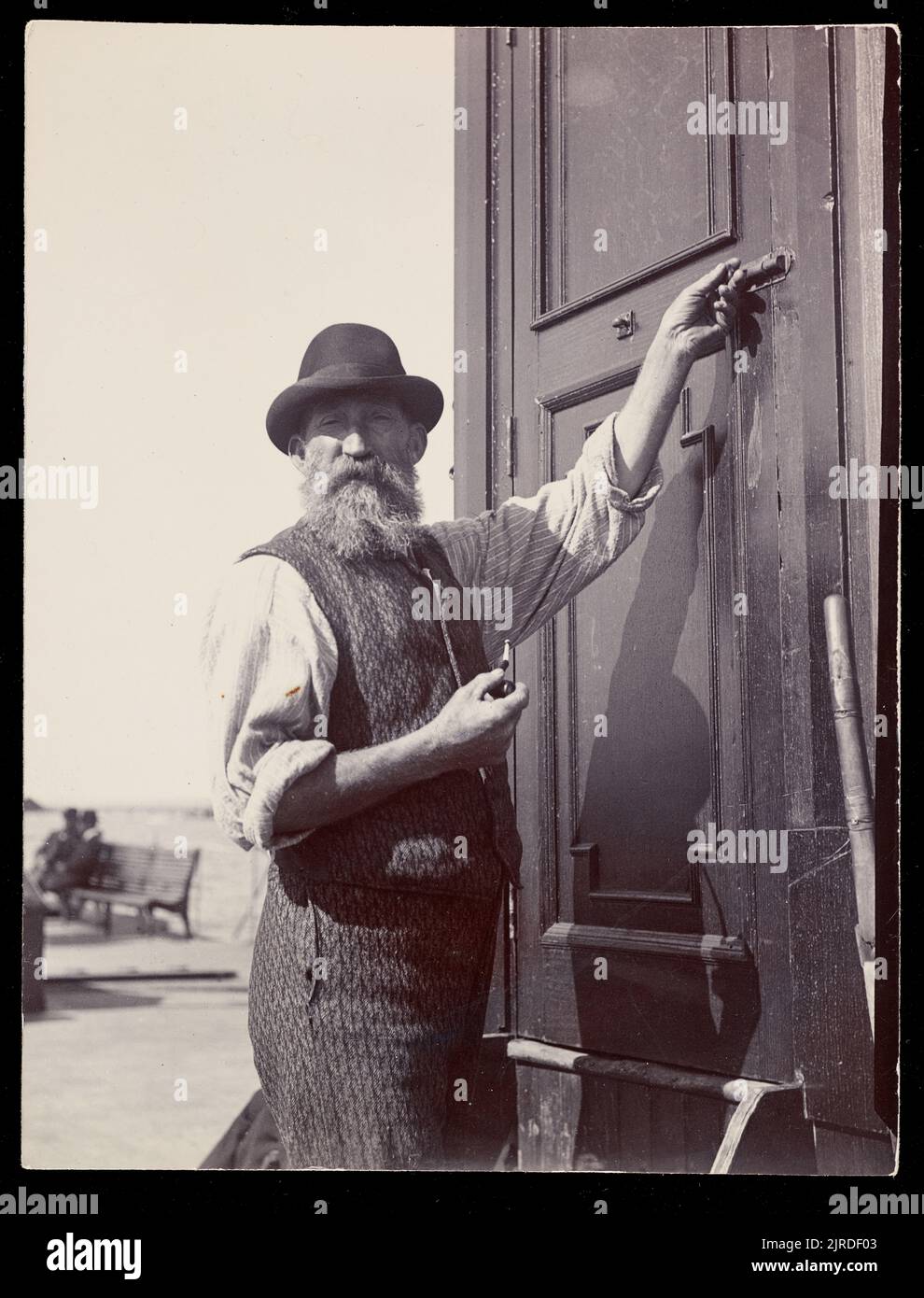 Old man, 1900s, Auckland, by Henry Winkelmann Stock Photo - Alamy