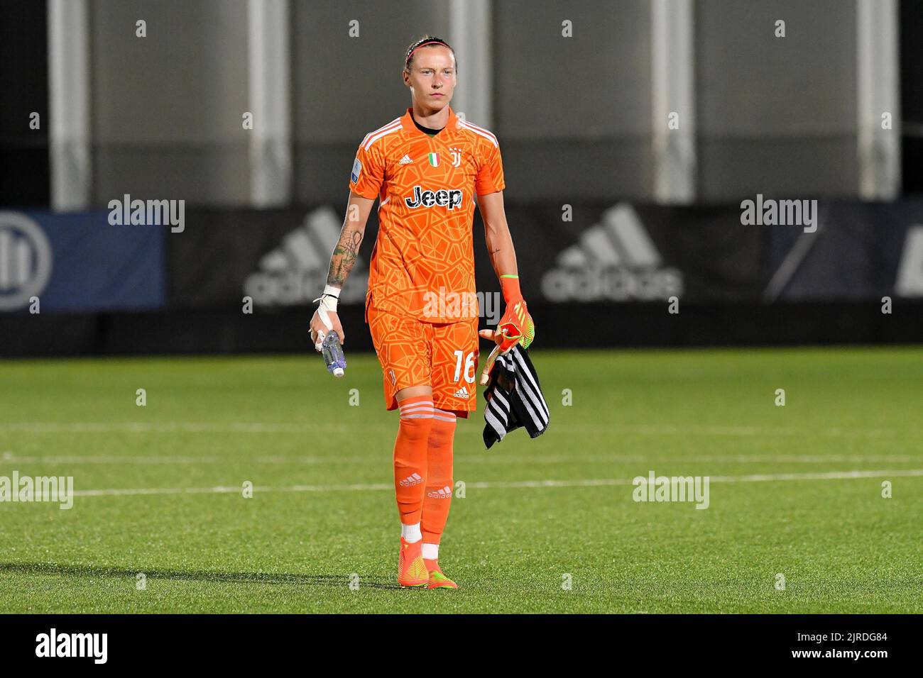 Pauline Peyraud-Magnin of Juventus Women during the UEFA Women's ...