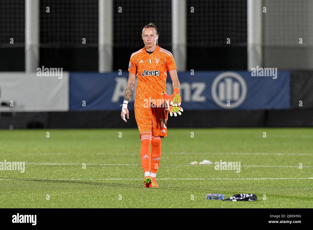 Pauline Peyraud-Magnin of Juventus Women during the UEFA Women's ...
