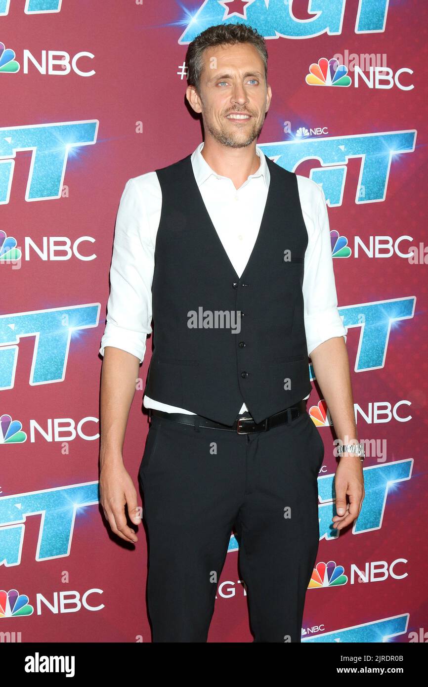 Nicholas ribs hi-res stock photography and images - Alamy