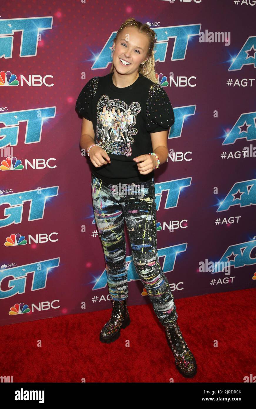 23 August 2022 - Pasadena, California - JoJo Siwa. Red Carpet For ...