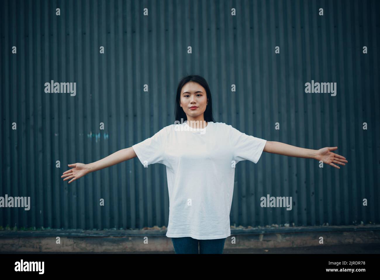 Qigong exercise hi-res stock photography and images - Alamy
