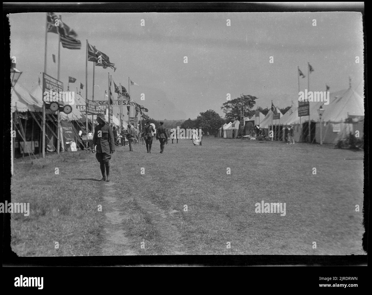 Temporary market hi-res stock photography and images - Alamy