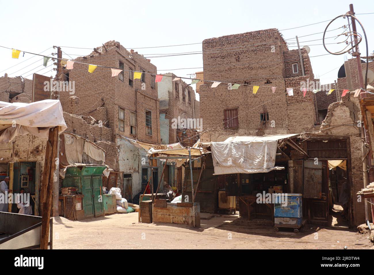 Mud brick house ancient egypt hi-res stock photography and images - Alamy