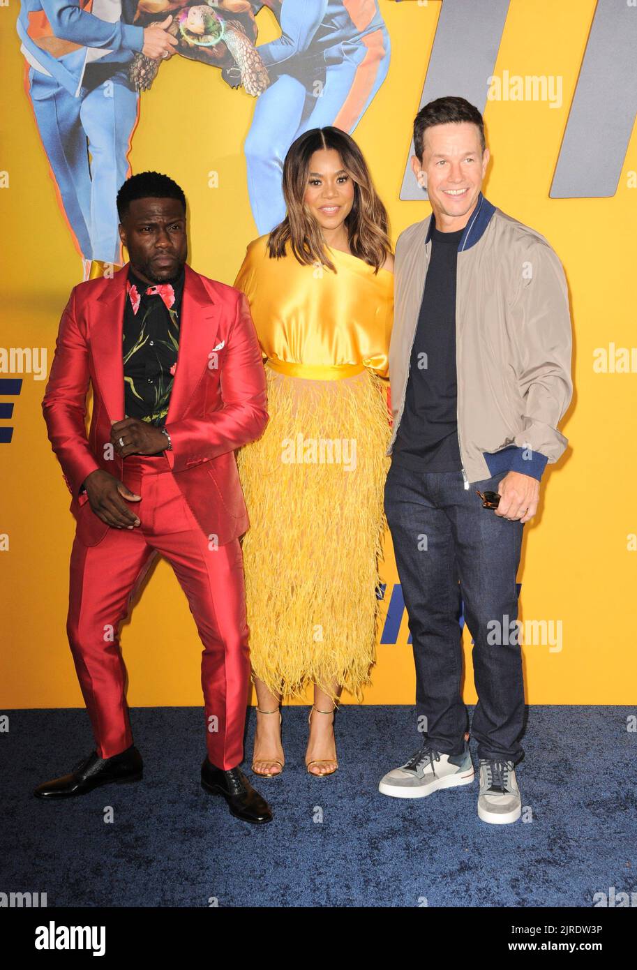 Los Angeles, CA. 23rd Aug, 2022. Kevin Hart, Regina Hall, Mark Wahlberg ...