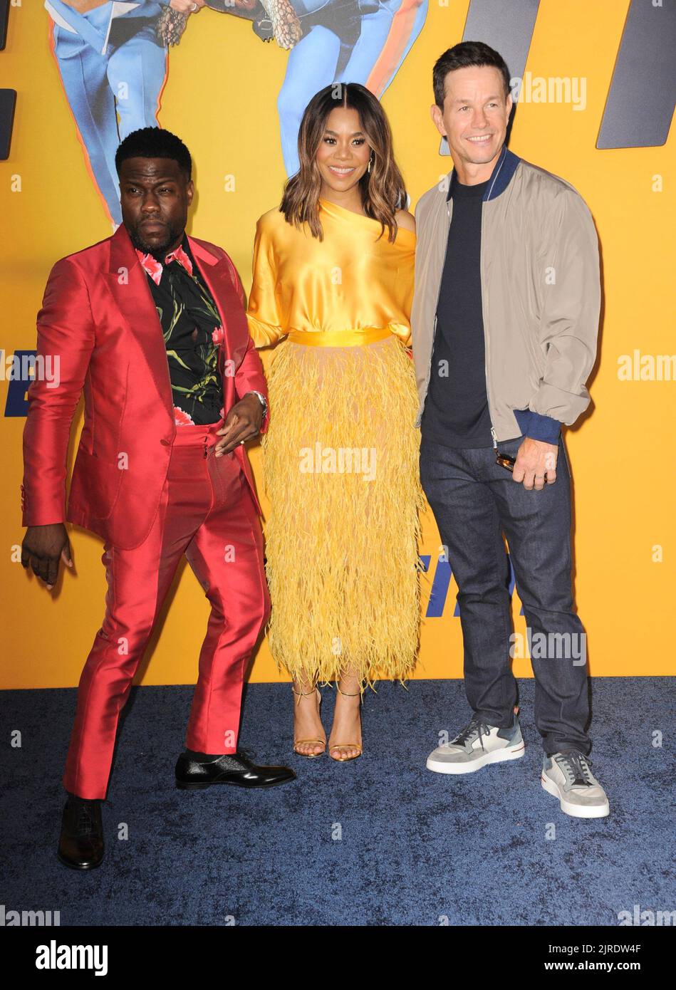 Los Angeles, CA. 23rd Aug, 2022. Kevin Hart, Regina Hall, Mark Wahlberg ...