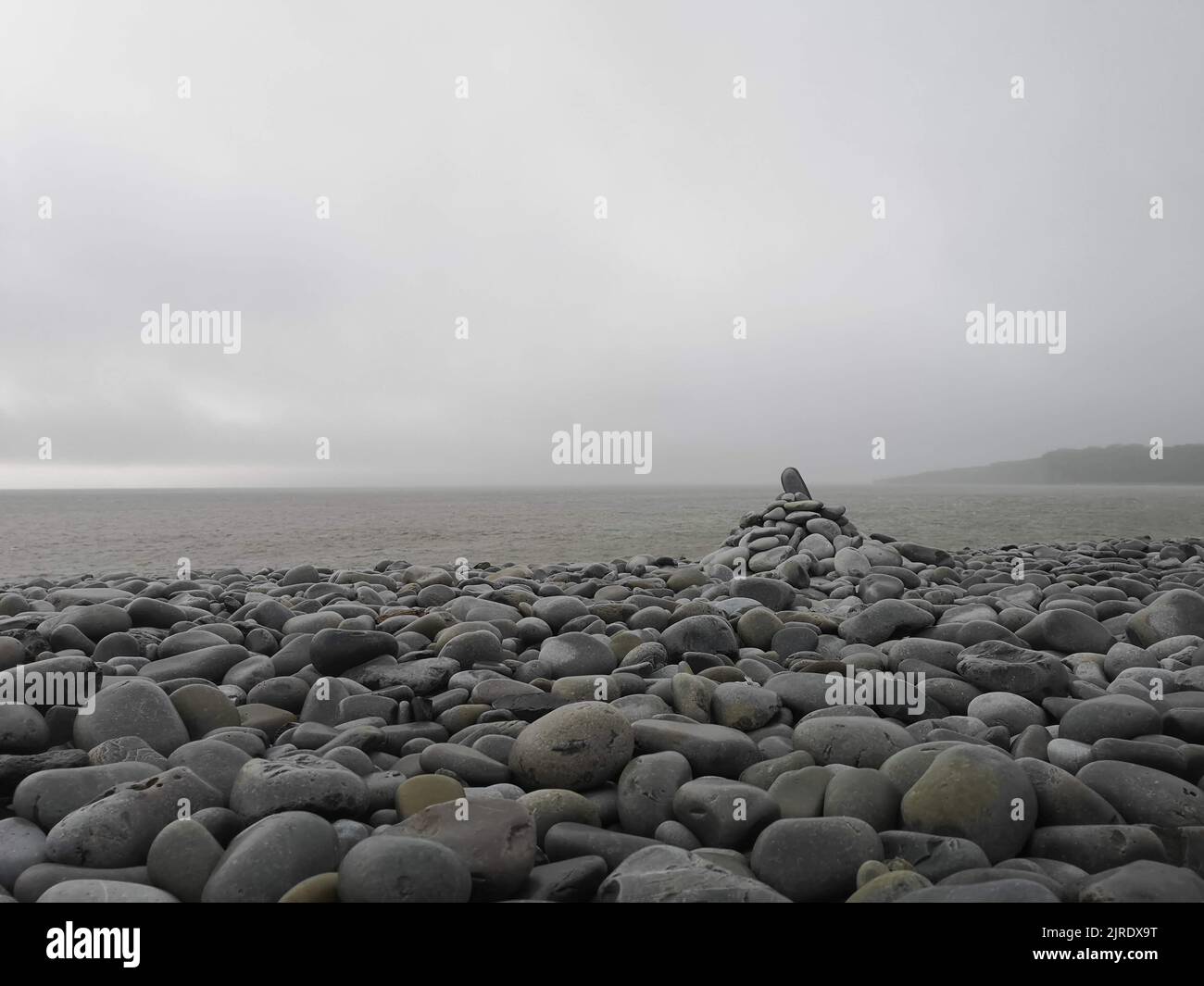 Pebble art beach uk hi-res stock photography and images - Alamy