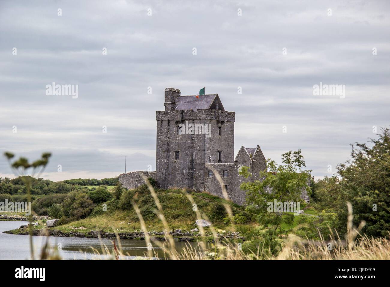 Ruins of the Pecorari castle in Piobbico (PU Stock Photo - Alamy