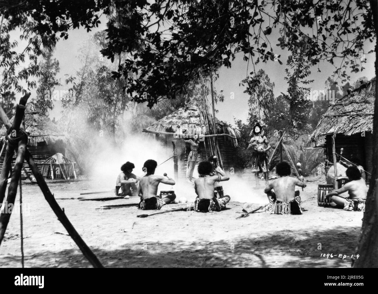 FRANCES GIFFORD as Nyoka and FRANK LACKTEEN as Shamba in Episode 1 of ...
