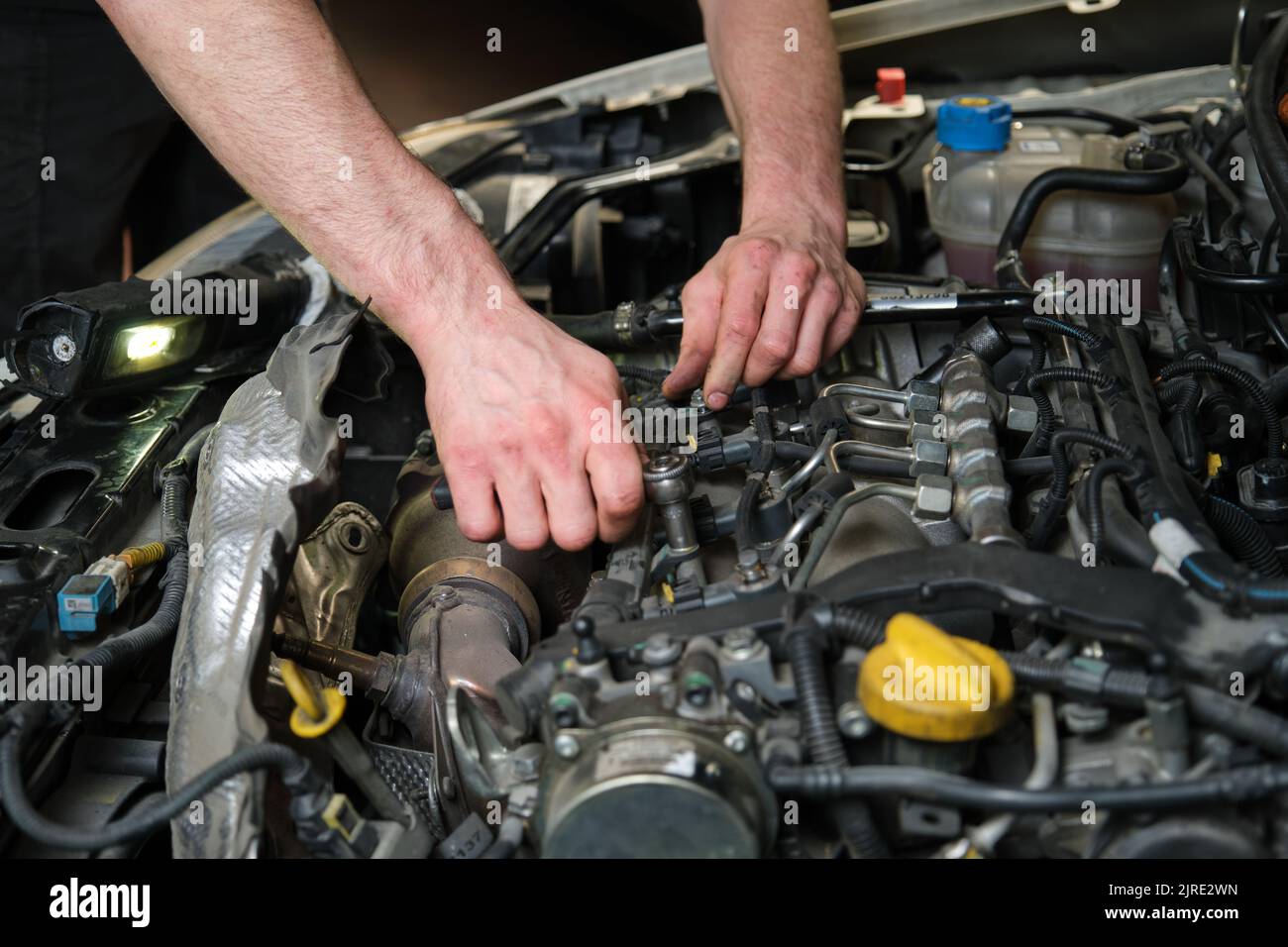 Fuel injector hi-res stock photography and images - Alamy