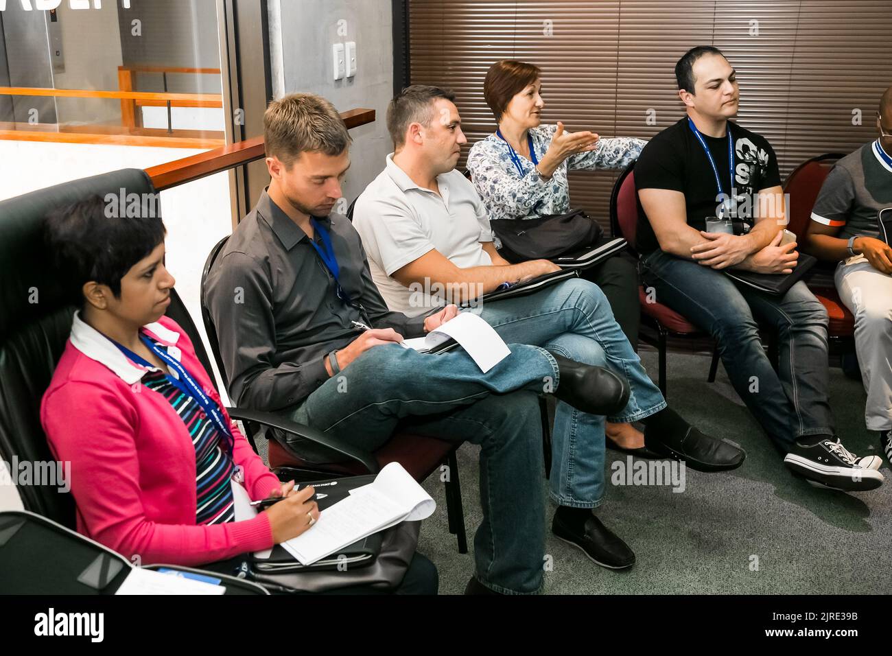 College student attending class hi-res stock photography and images - Alamy