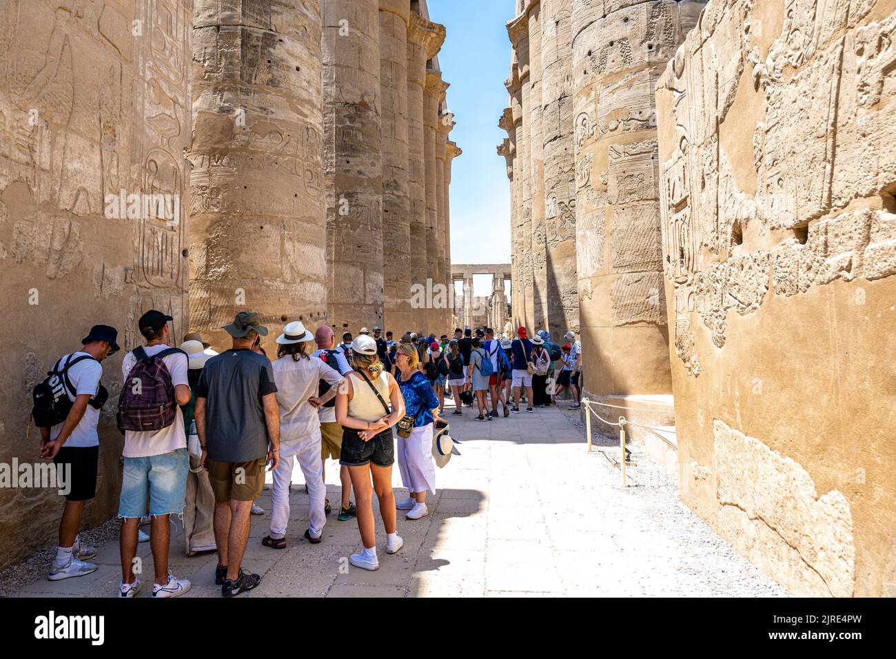 Luxor Temple, Ancient Egyptian temple complex and Avenue of Sphinxes ...