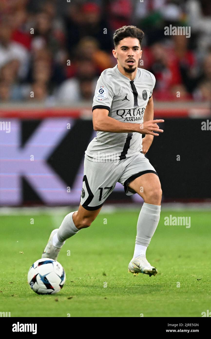 LILLE - V'tor Machado Ferreira Vitinha of Paris Saint-Germain during the French Ligue 1 match ...