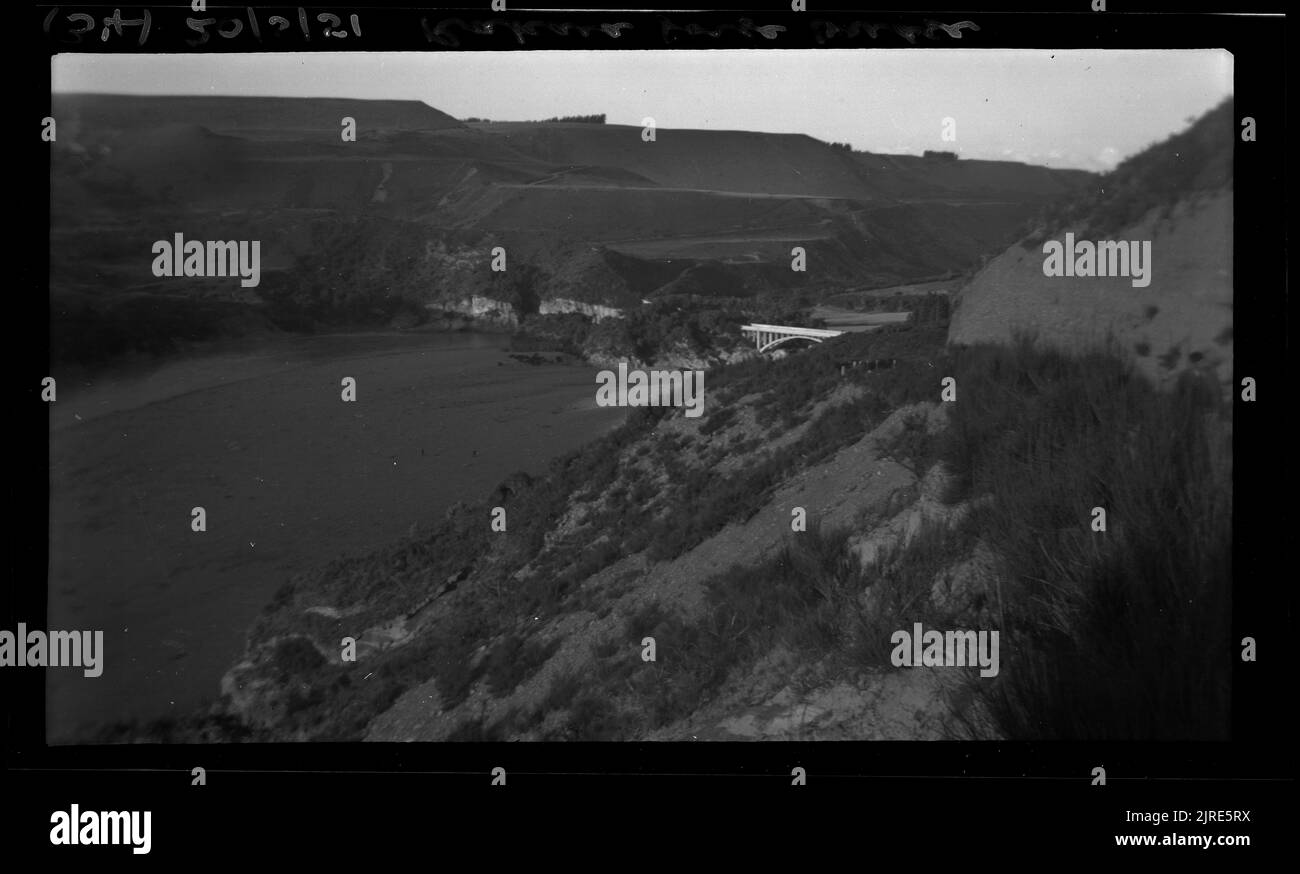 Rakaia gorge bridge rakaia gorge bridge Black and White Stock Photos ...