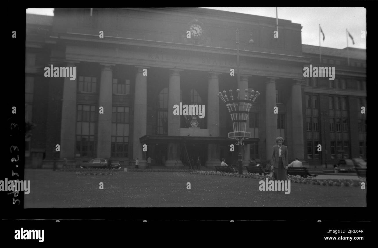 29 december 1953 hi-res stock photography and images - Alamy