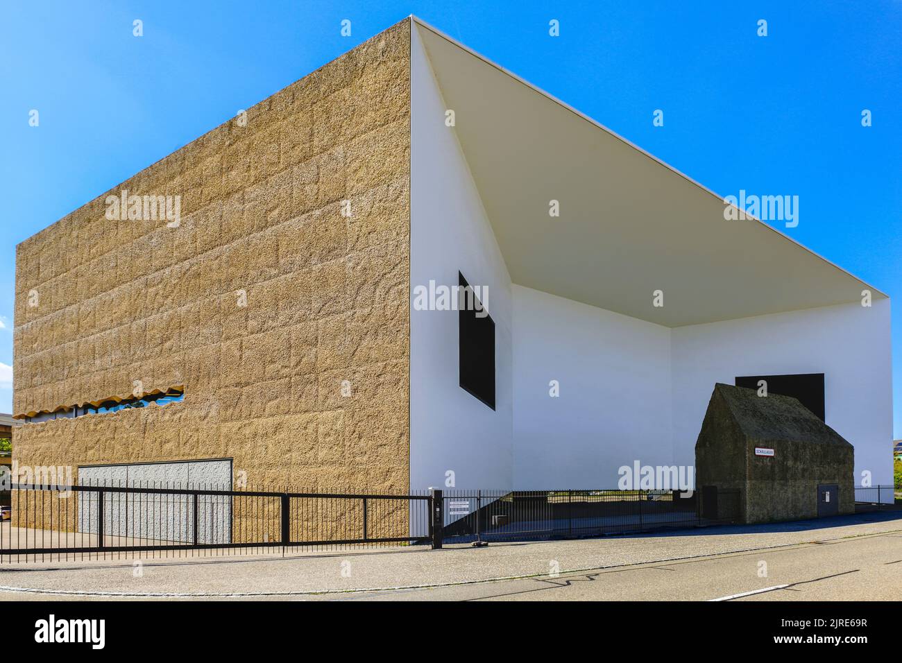 Fondation Laurenz Schaulager (Laurenz-Stiftung Schaulager). The ...