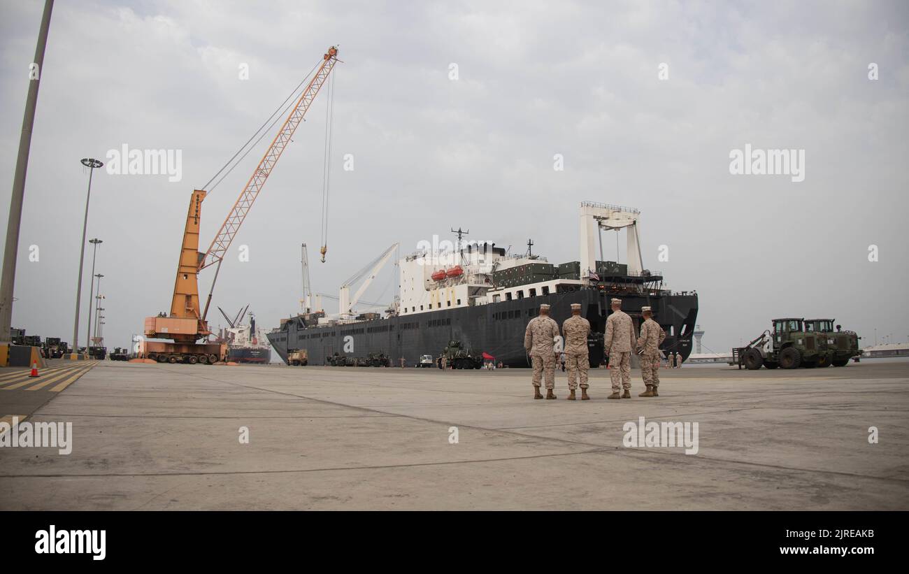 U.S. Marines with Combat Logistics Regiment 1, 1st Marine Logistic ...