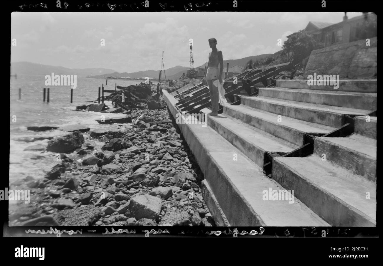 1957 construction Black and White Stock Photos & Images - Alamy