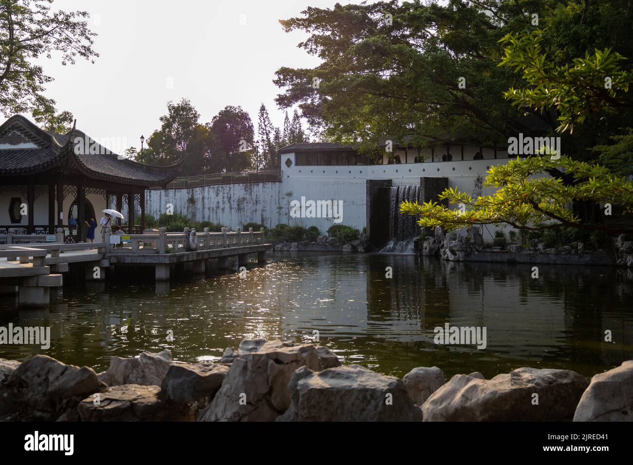 Hong kong park lake hi-res stock photography and images - Alamy