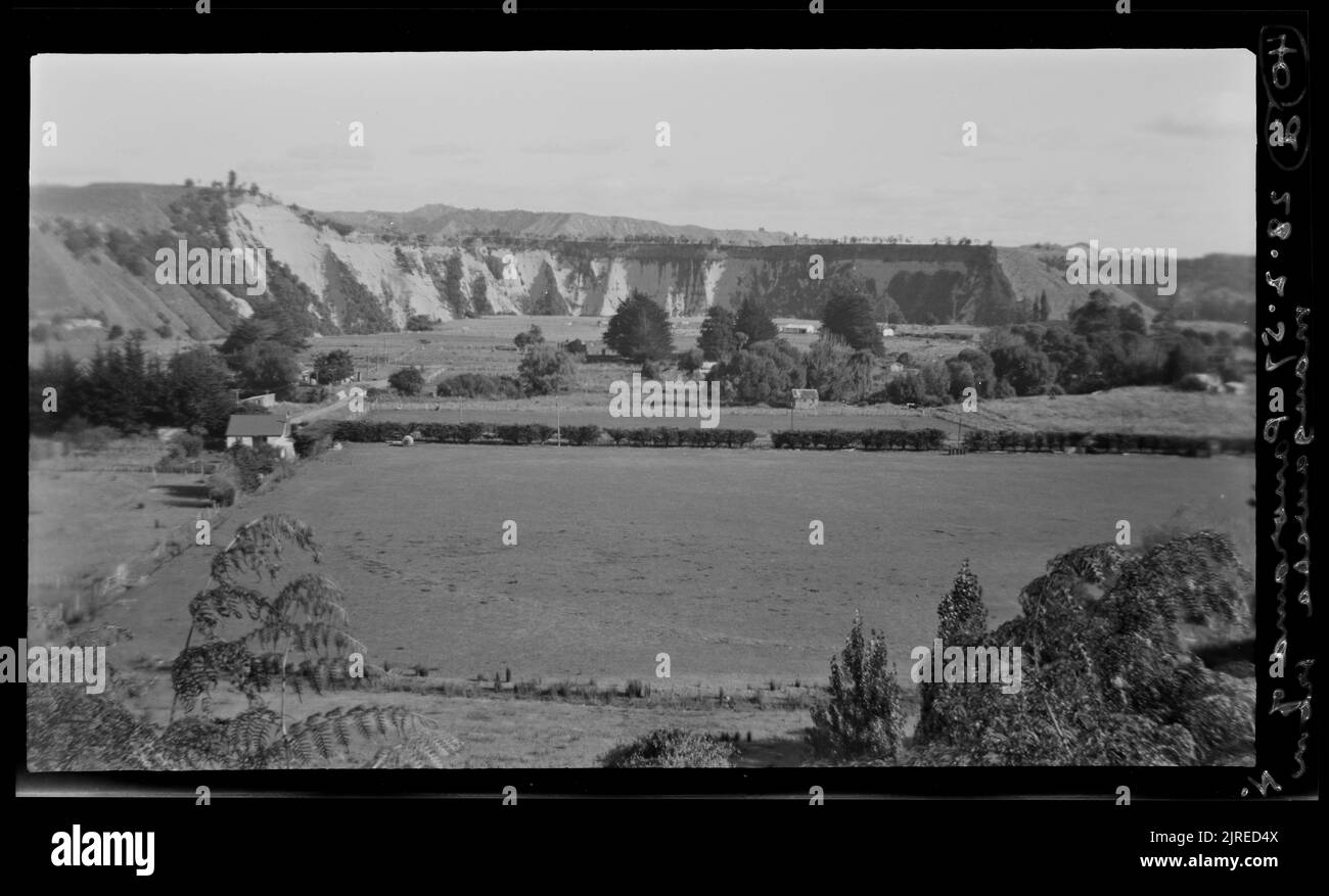 Panorama of Mangaweka from North, 28 February 1957, by Leslie Adkin ...