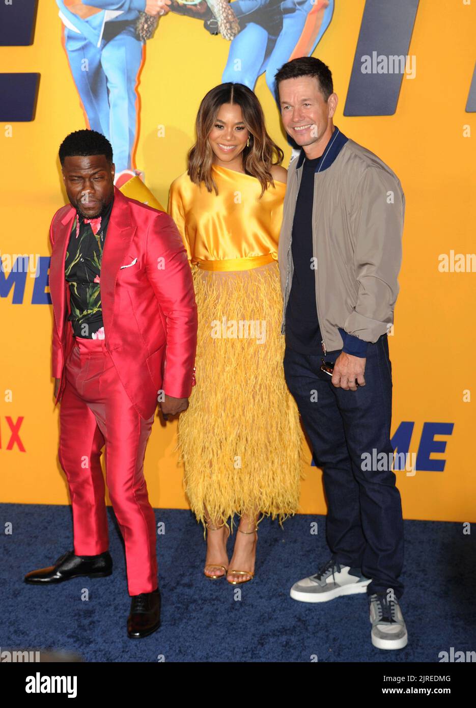 LOS ANGELES, CA - AUGUST 23: (L-R) Kevin Hart, Regina Hall and Mark ...