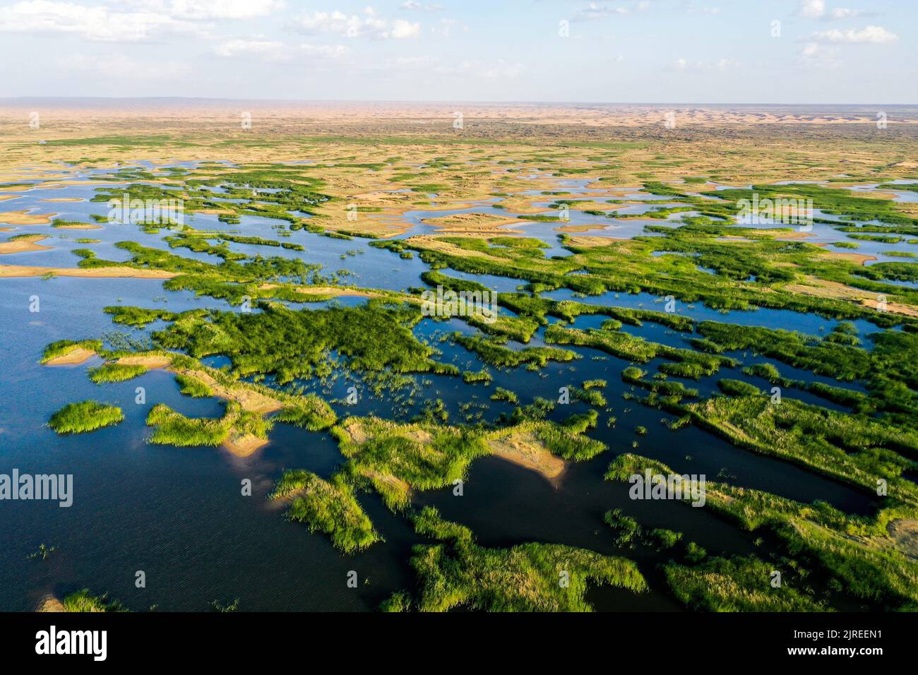 Kubuqi desert hi-res stock photography and images - Alamy