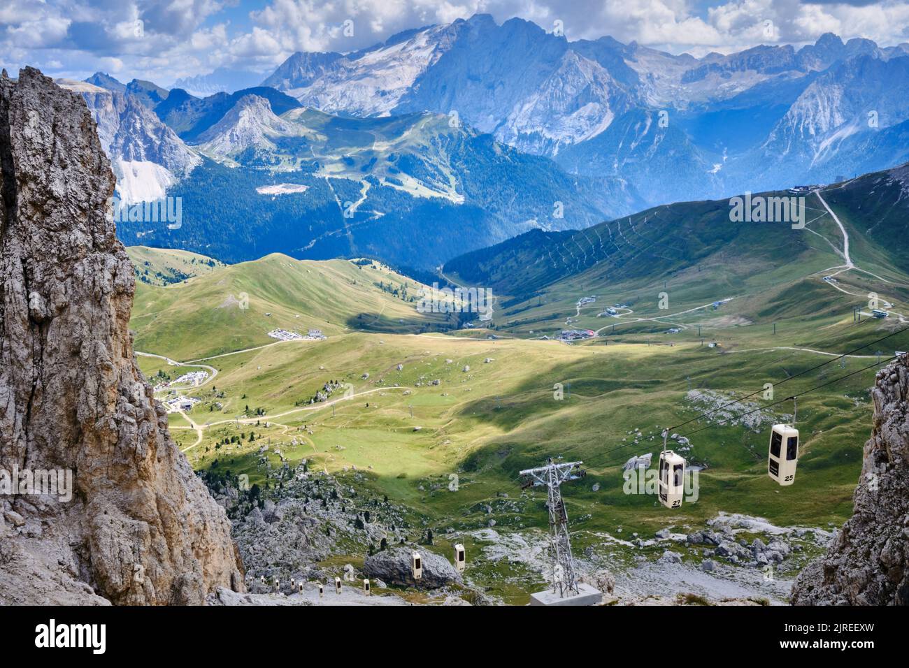 The cable car between the Sella Pass, or Sellajoch, and the Sassolungo ...