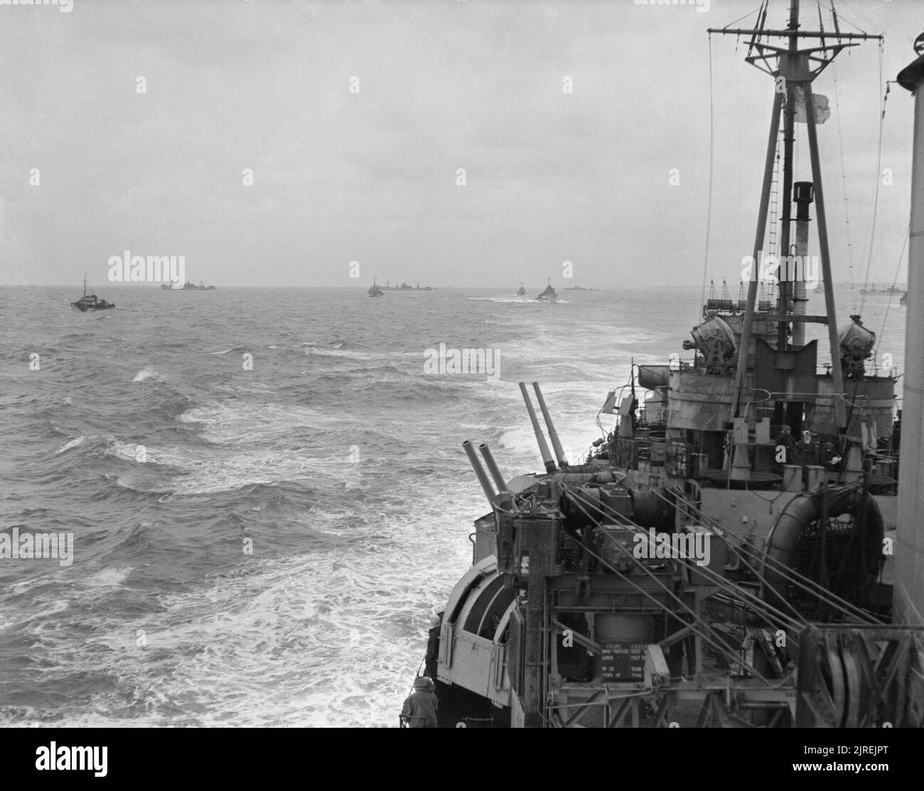 The Royal Navy during the Second World War HMS MAURITIUS ready for ...