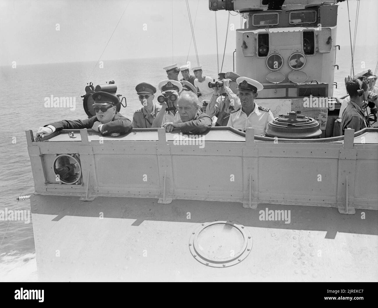 Ww2 us navy destroyer hi-res stock photography and images - Alamy