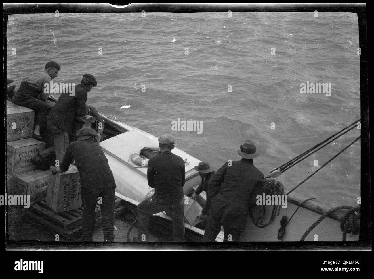 Voyage unknown Black and White Stock Photos & Images - Alamy