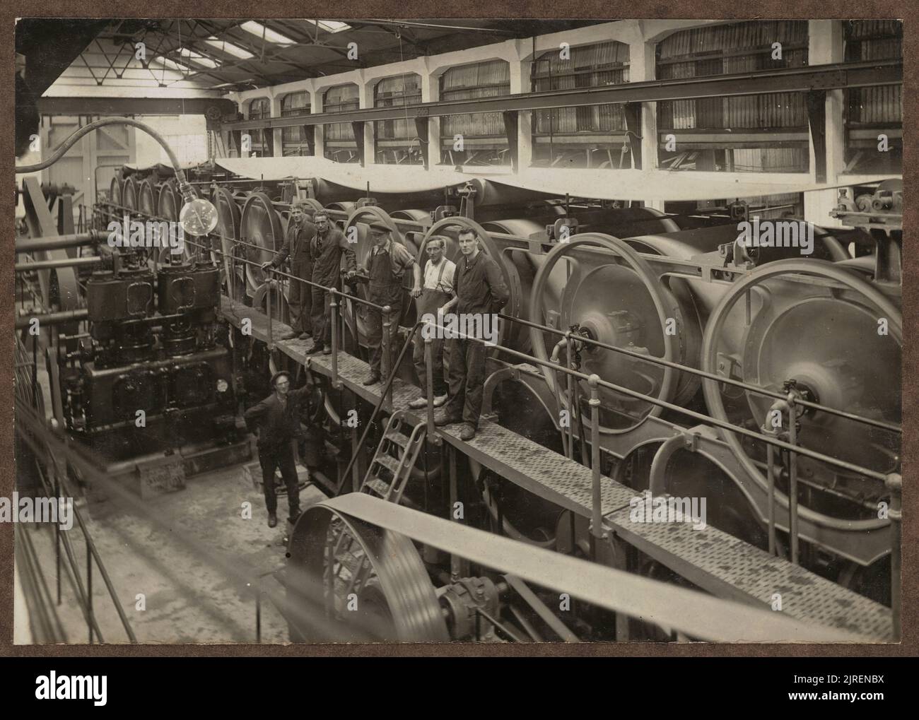 Mataura Paper Mill - side view of paper making machine, 1924, Southland ...