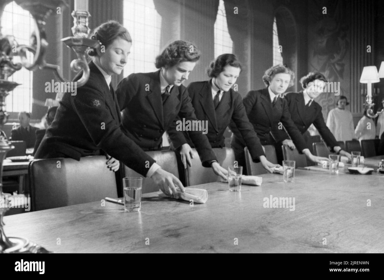 Wrns 1942 hi-res stock photography and images - Alamy
