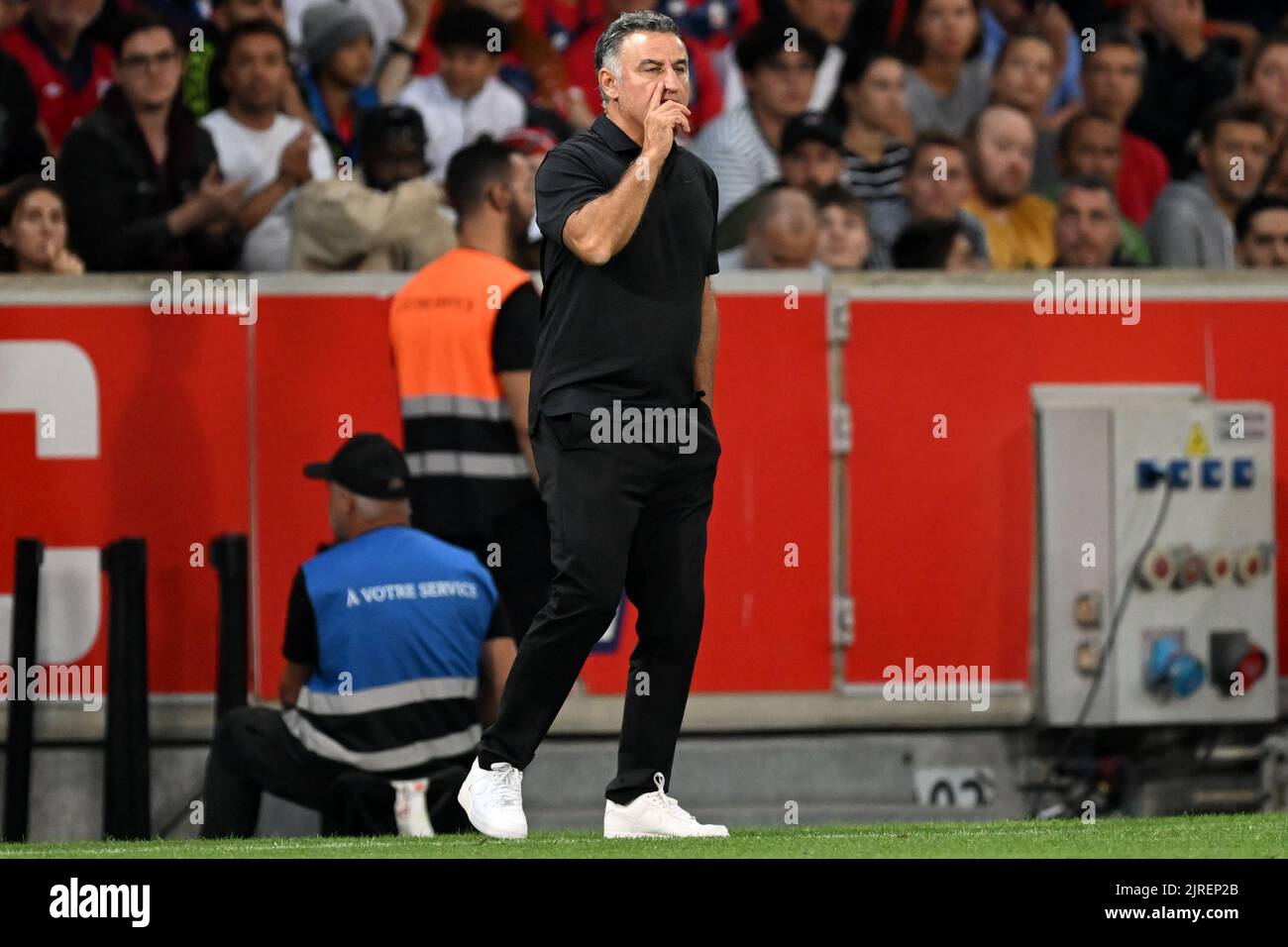 LILLE - Paris Saint-Germain trainer coach Christophe Galtier during the ...