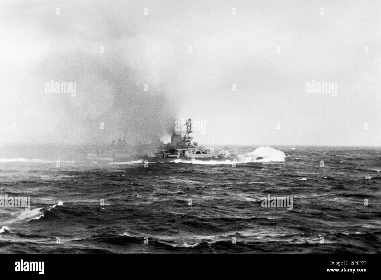 HMS REPULSE, 1940 Stock Photo - Alamy