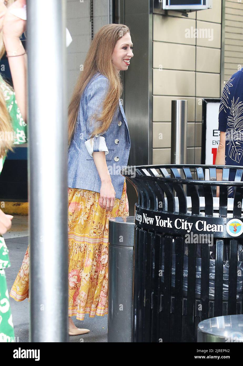 Celebrities At ‘The Kelly Clarkson Show’ -PICTURED: Chelsea Clinton ...