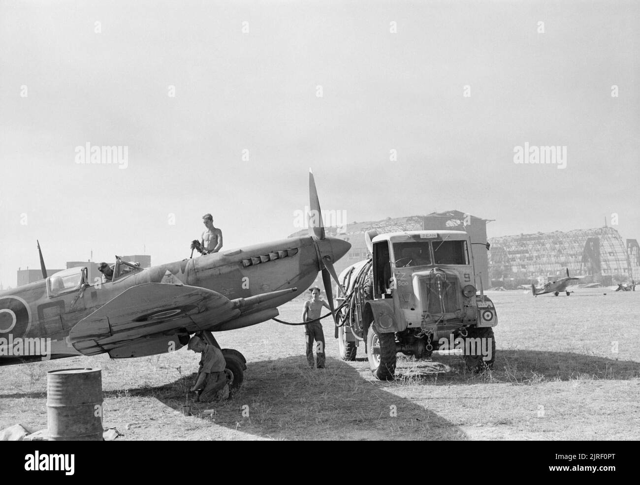 Royal Air Force- Italy, the Balkans and South-east Europe, 1942-1945. A ...