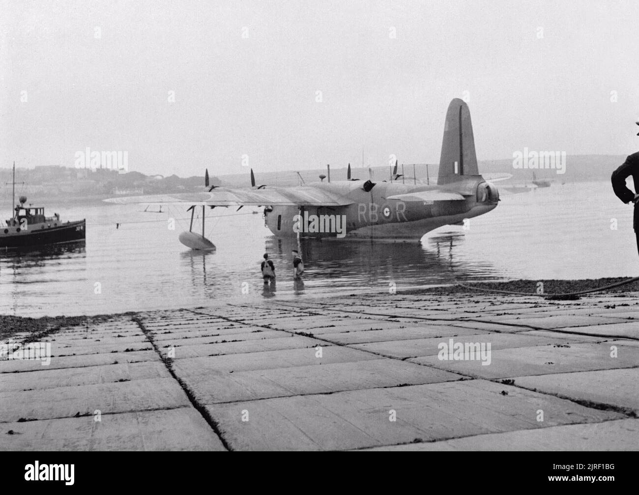 Royal Air Force 1939-1945- Coastal Command Sunderland II W3983/RB-R of ...