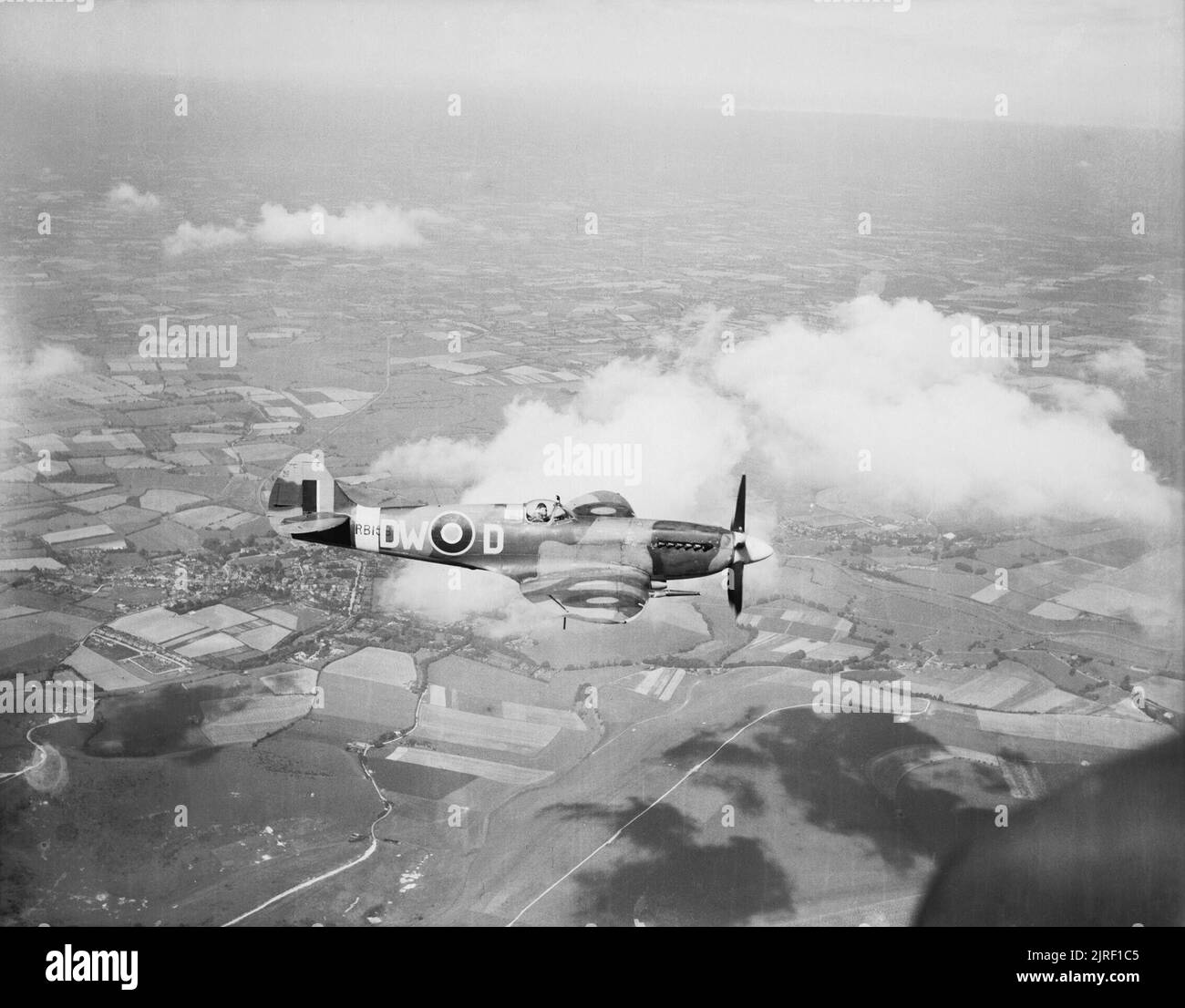 Squadron leader world war 2 spitfire hi-res stock photography and ...