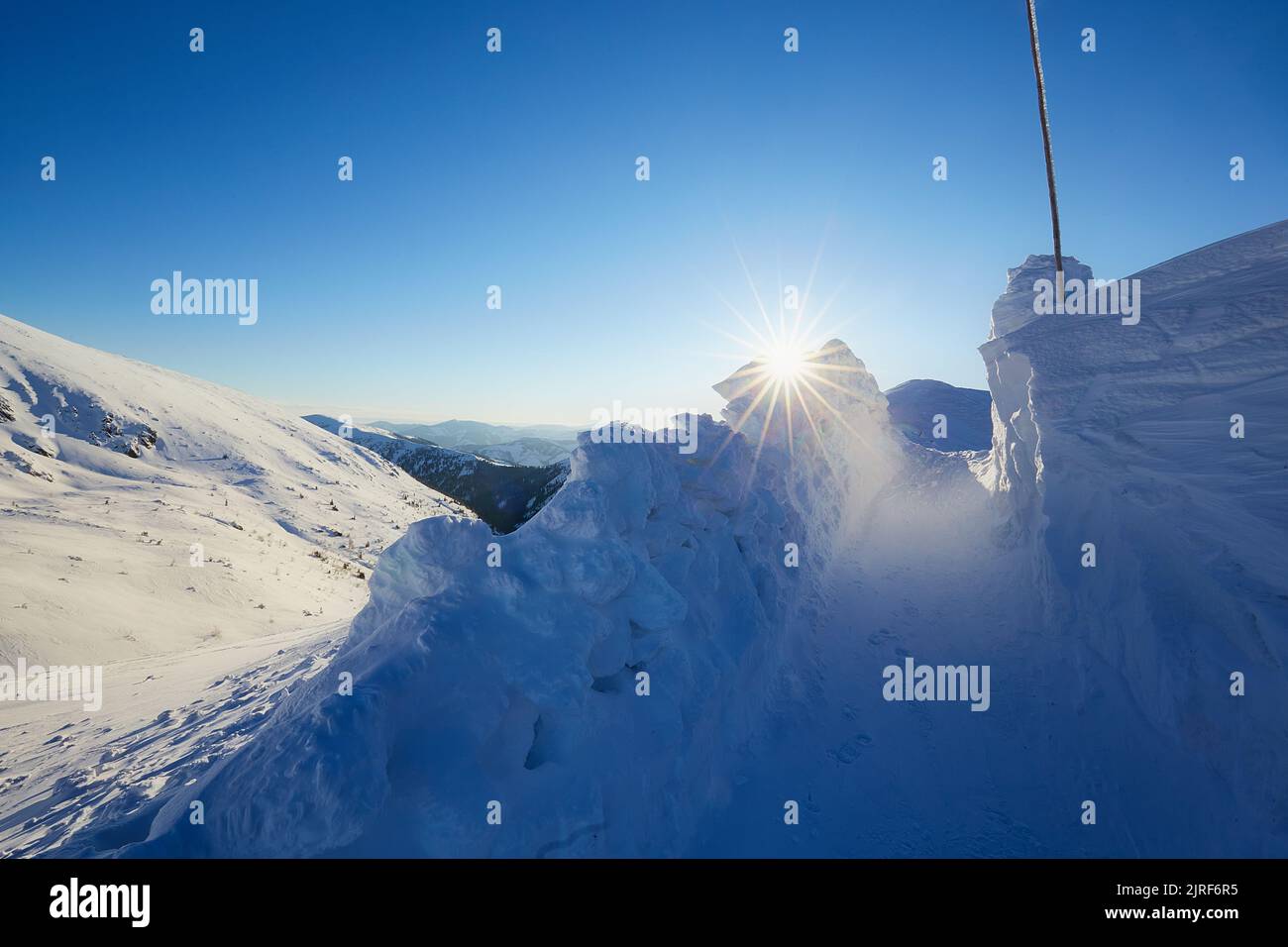 Arctic mountain activity hi-res stock photography and images - Alamy