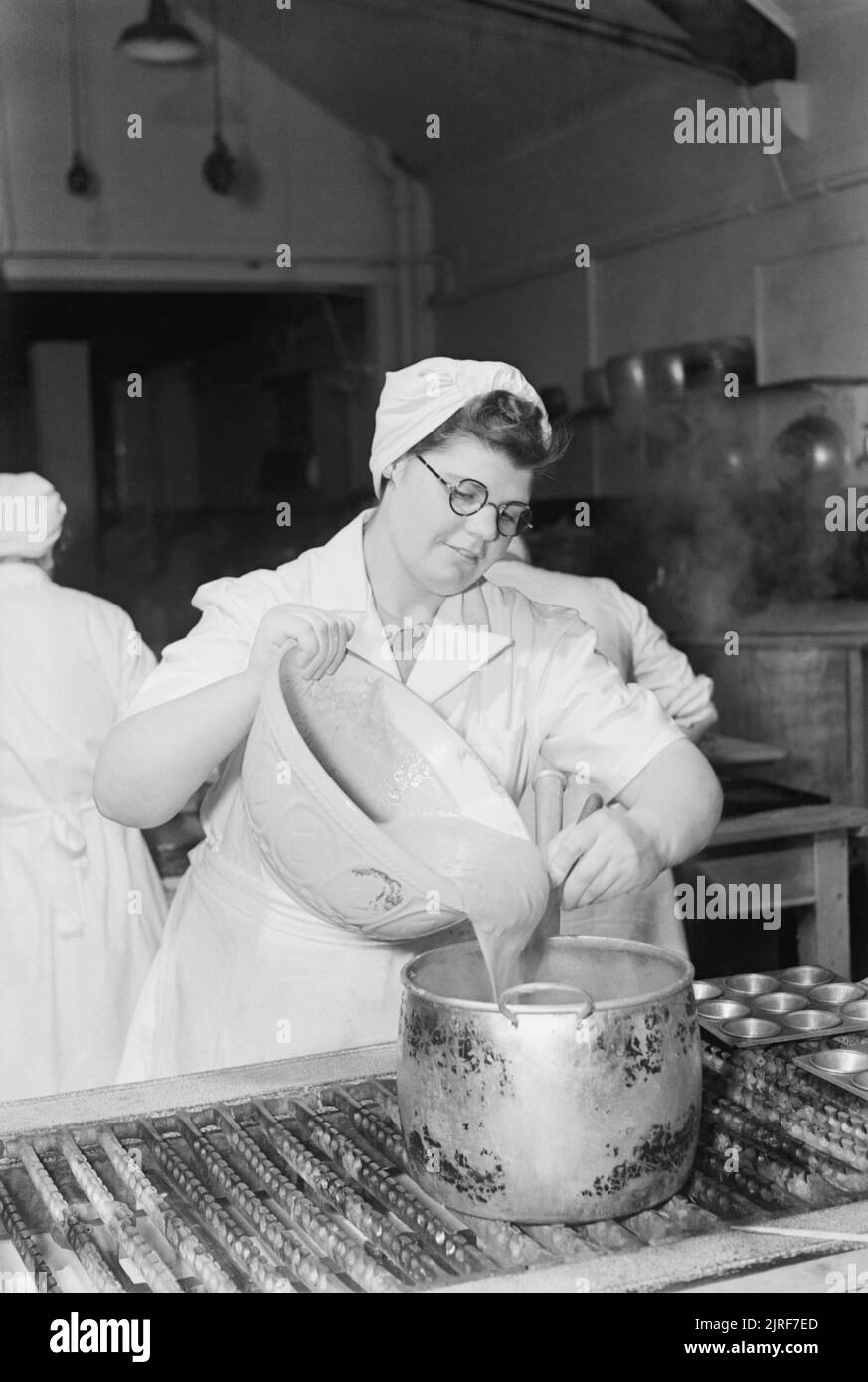 A pupil at the National Training College of Domestic Science in ...