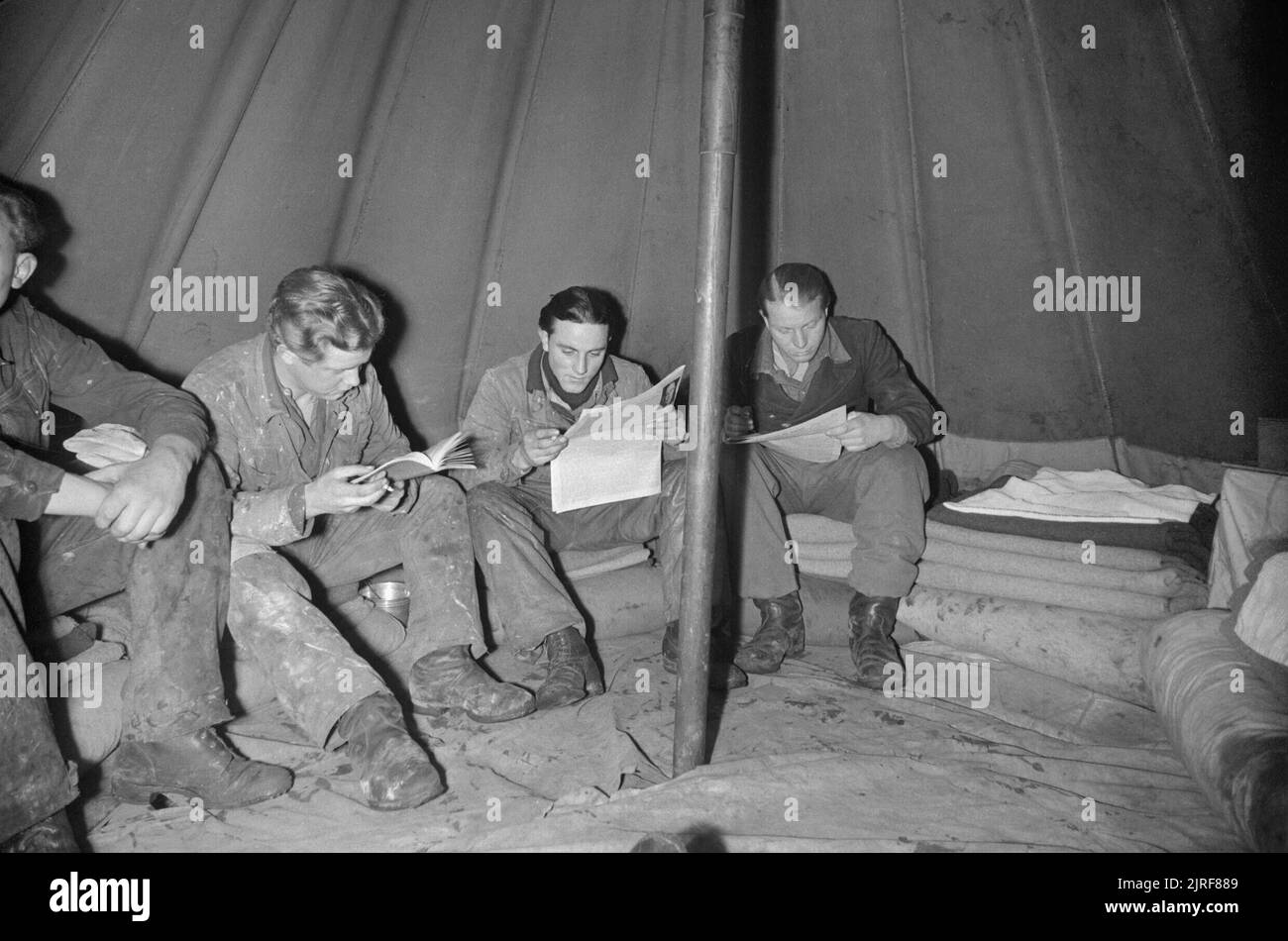 German Prisoners of War in Britain- Everyday Life at a German Pow Camp ...
