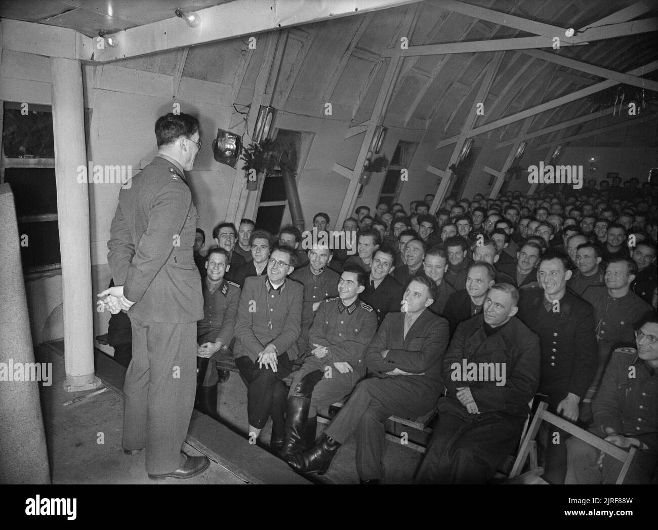 German Prisoners of War in Britain- Everyday Life at a German Pow Camp ...