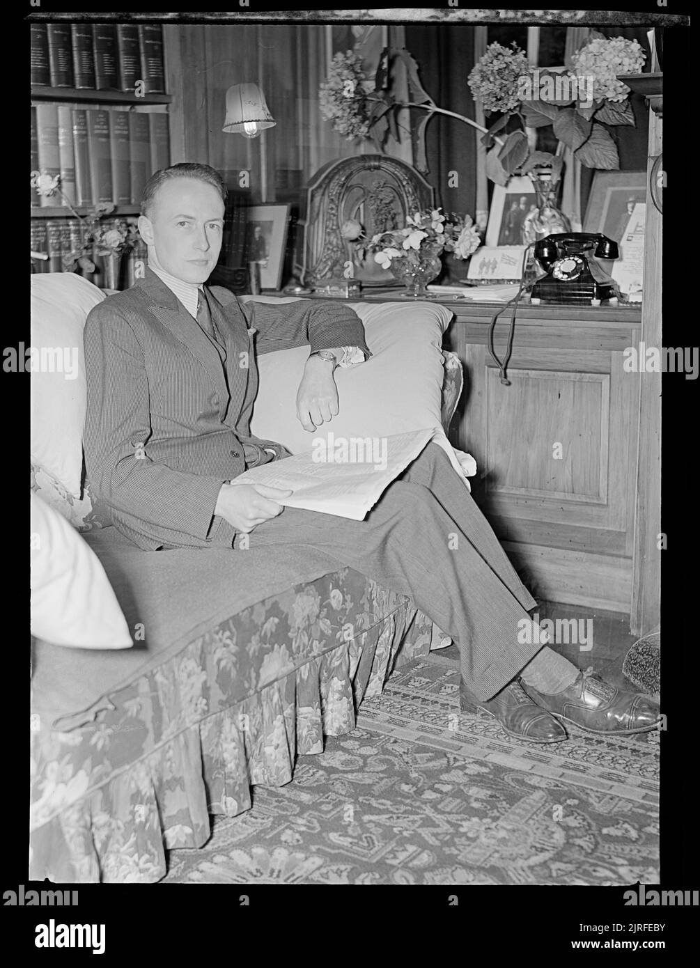 Portrait sinclair hi-res stock photography and images - Alamy