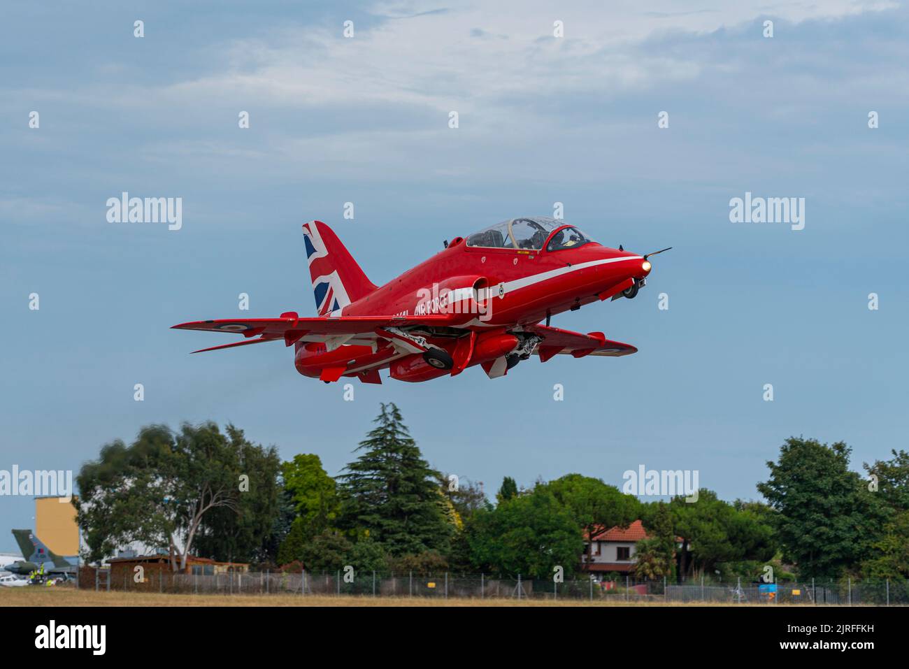 Royal Air Force Red Arrows BAe Hawk jet plane taking off from London ...