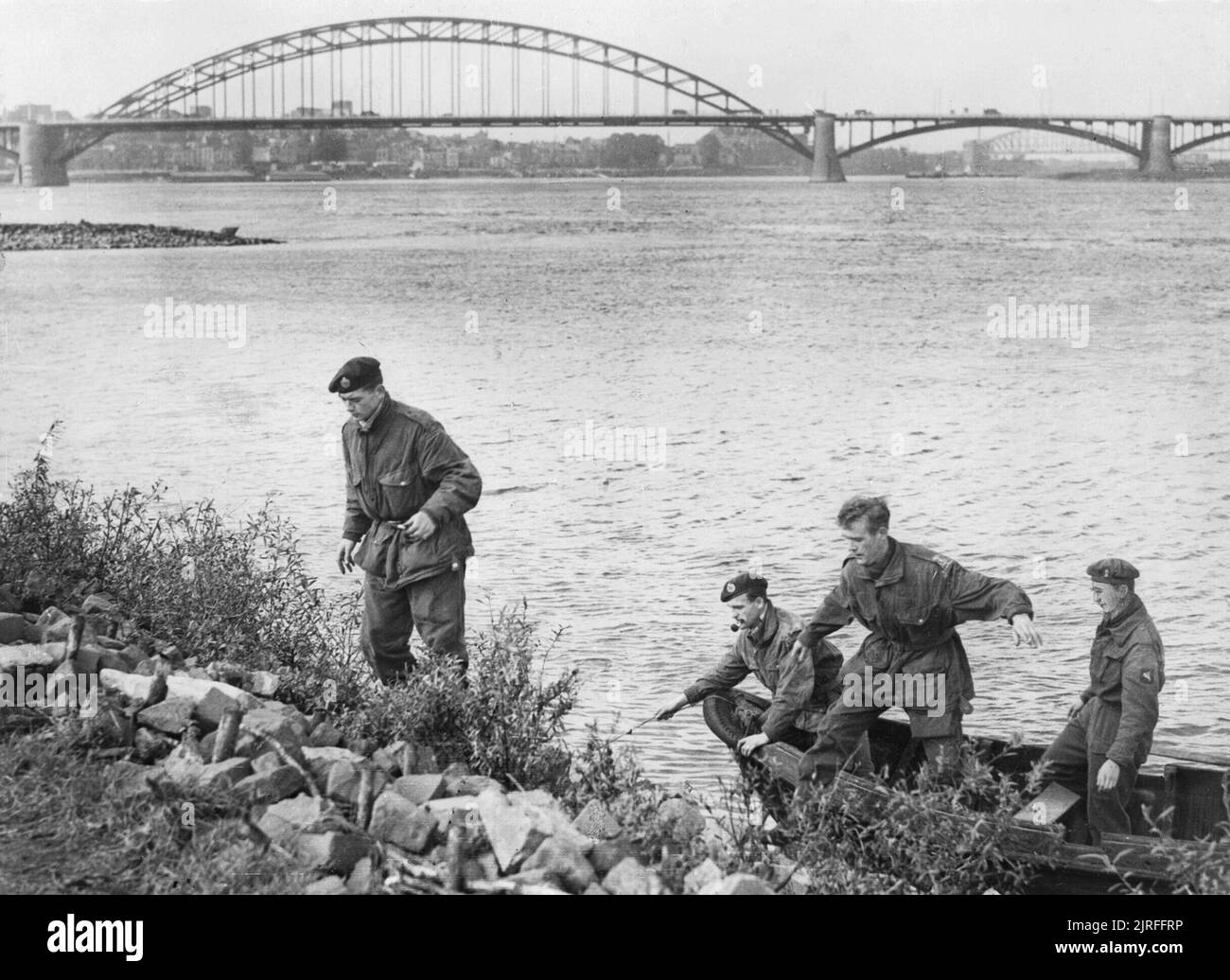 Arnhem 1944 hi-res stock photography and images - Alamy