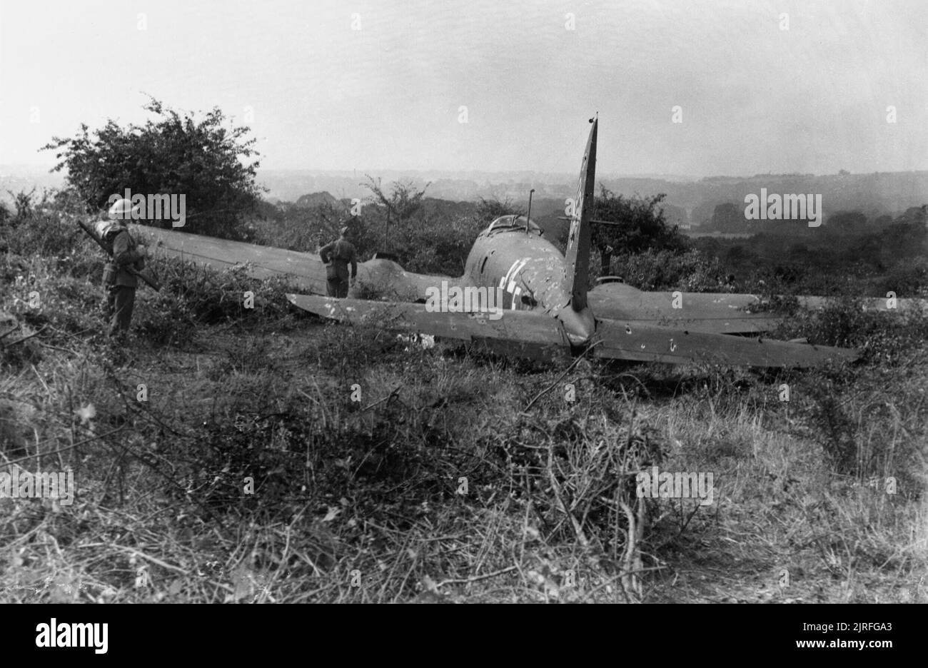 The Battle of Britain Troops guard the wreck of Heinkel He 111P (W.Nr ...
