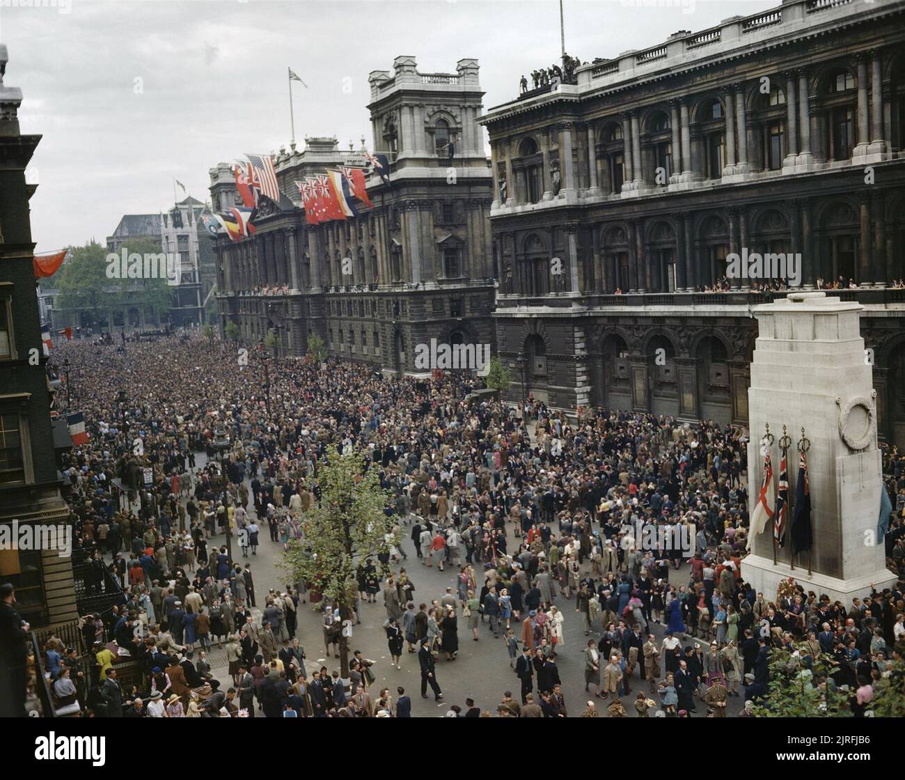 Ve Day Celebrations in London, 8 May 1945 View of the crowd in front of ...