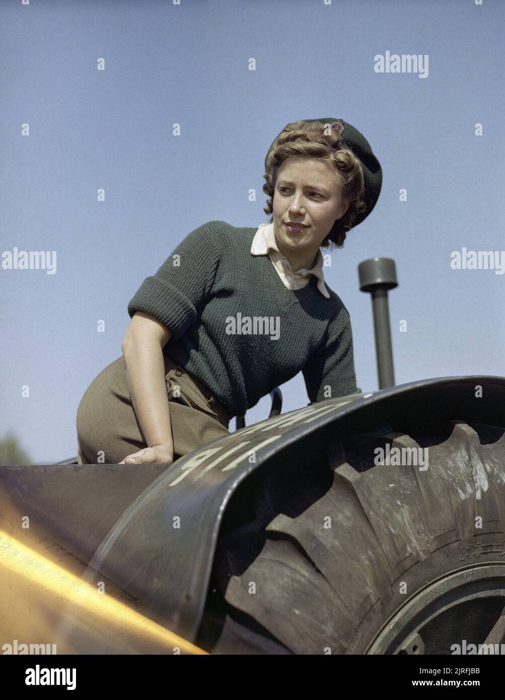 Land Army girl Doreen Bacchus at the Women's Timber Corps training camp ...